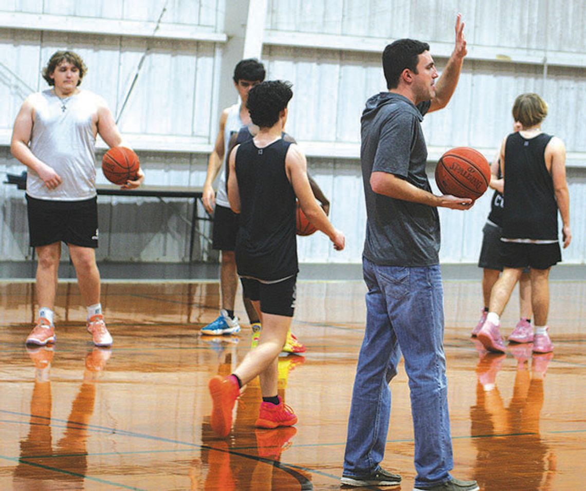 RT-C boy's hoops sets up shop at the elementary school to work on their ...